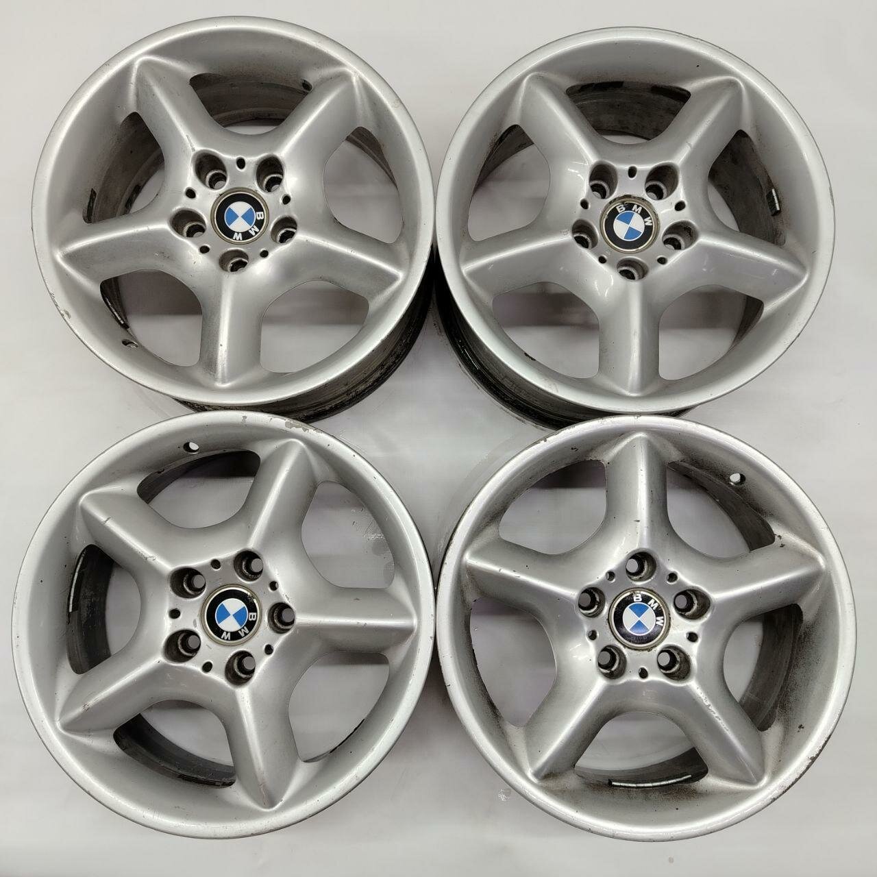 Колесные диски Replica 17x7.5 PCD 5x120 D72.6 ET40 (Реплика)