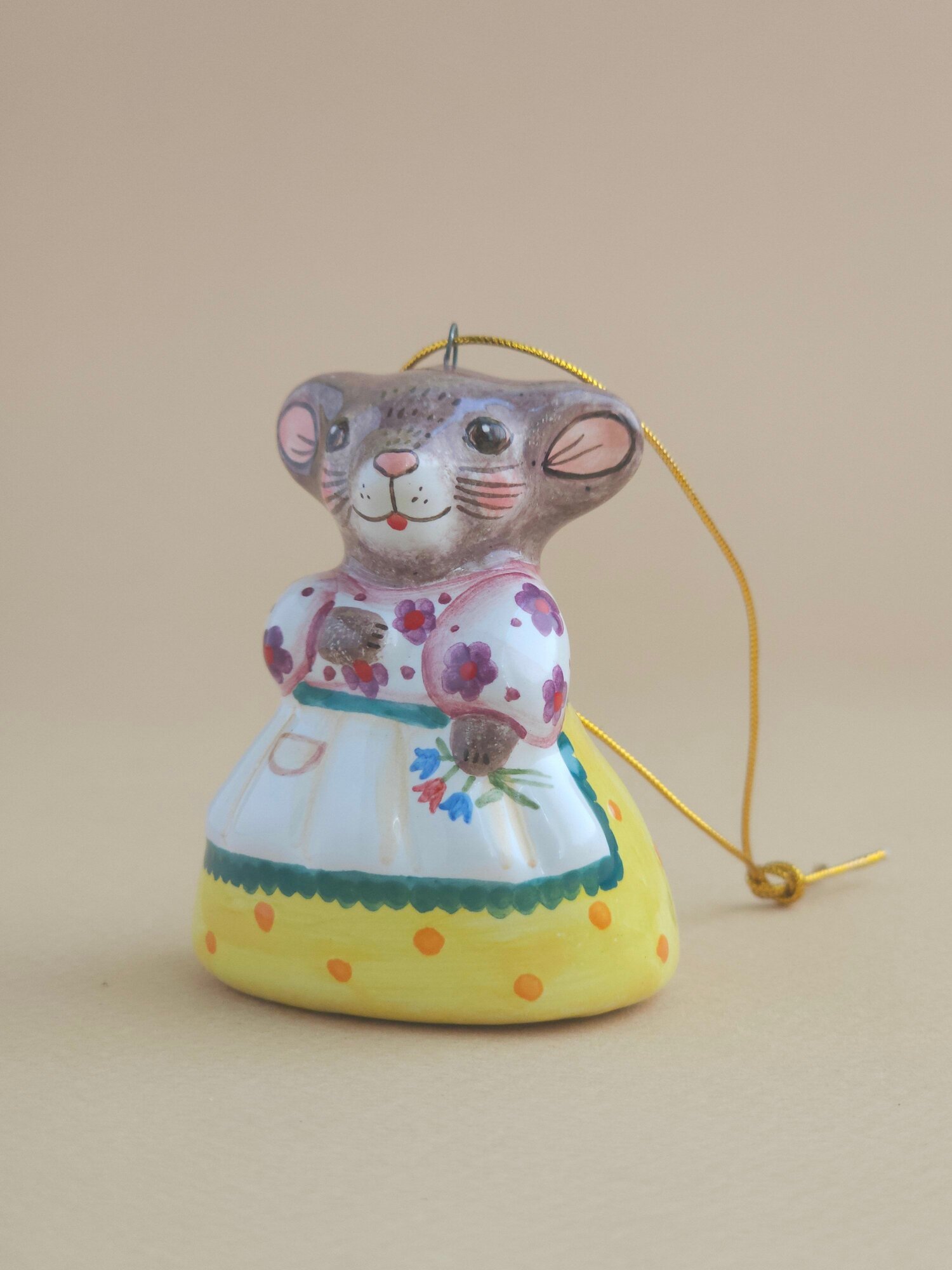 Ёлочная игрушка "Мышка в платьишке". Ярославская майолика. Керамика ручной работы. Сделано в России.