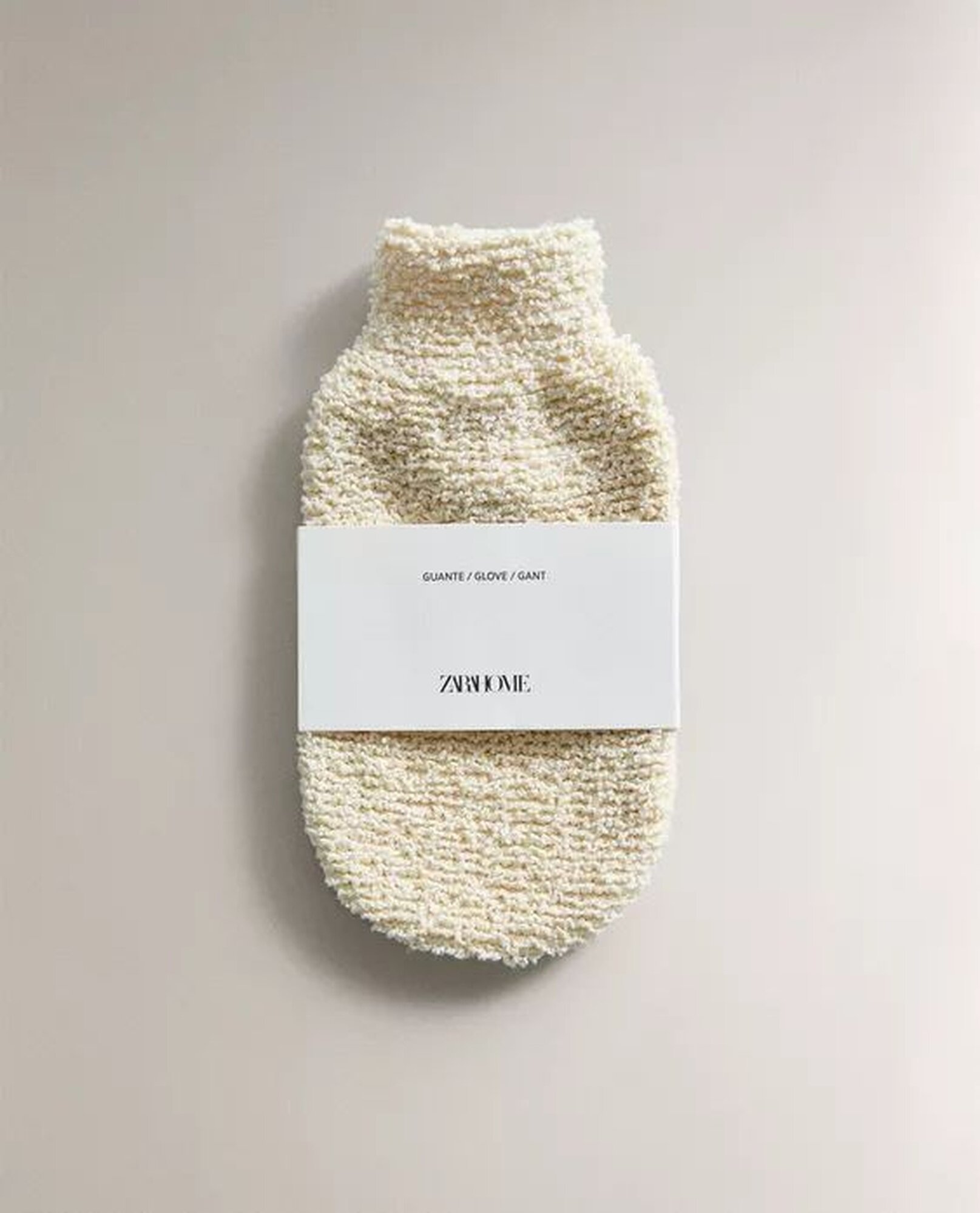 Мочалка-варежка для тела ZARA HOME 5589/489/741 - отшелушивающая, 1 шт, 21 х11.5 см, цвет слоновая кость