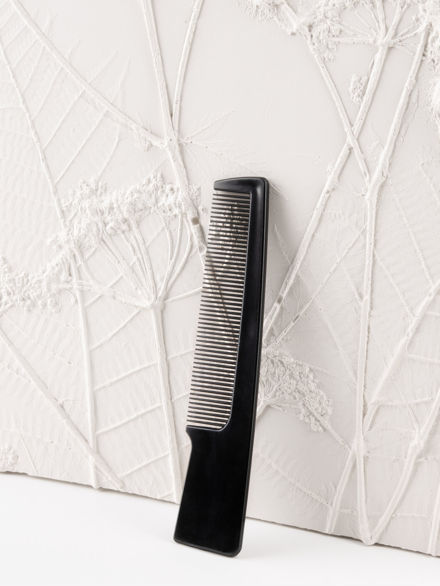 Расческа для волос ZINGER плоская с ручкой малая 1615 Black SZ (iqa-18), черная