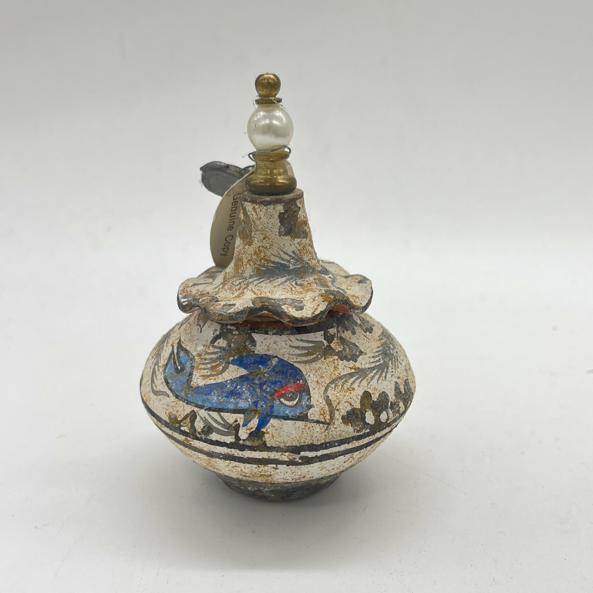 Флакон для парфюма, имитирующий керамику минойского периода