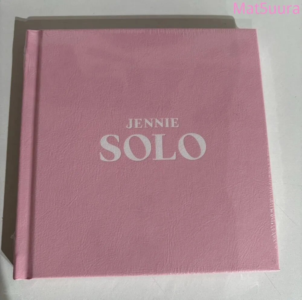 Альбом BLACKPINK JENNIE FIRST SINGLE ALBUM-SOLO