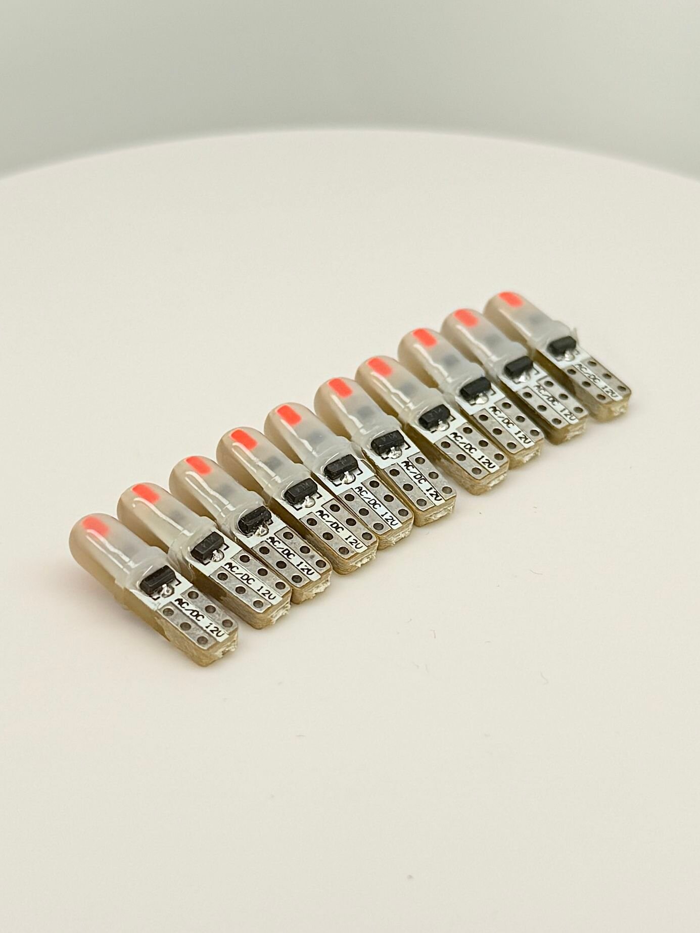 Лампы LED T5 красные для подсветки приборной панели и кнопок W1.2W 12V 40Lm 3014 2SMD, 10 шт.