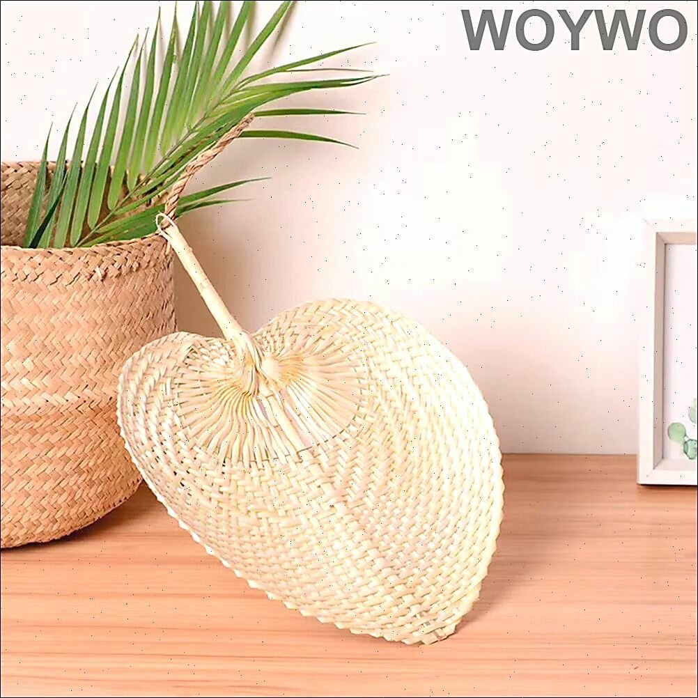 Веер плетеный пальмовый лист из натурального бамбука вьетнамский однотонный бежевый