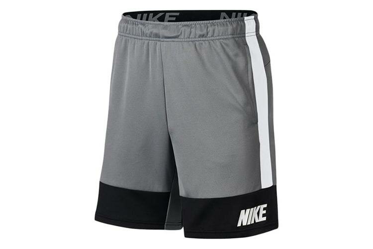 Шорты спортивные Nike Sportswear