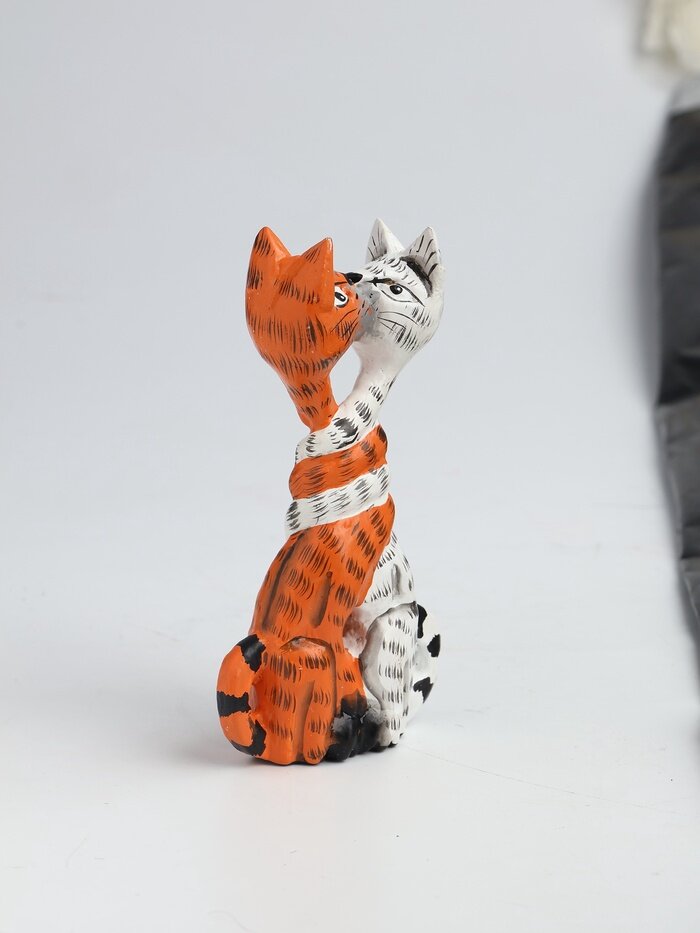 Фигура интерьерная «Целующиеся коты», 13×3.5×7 см, дерево