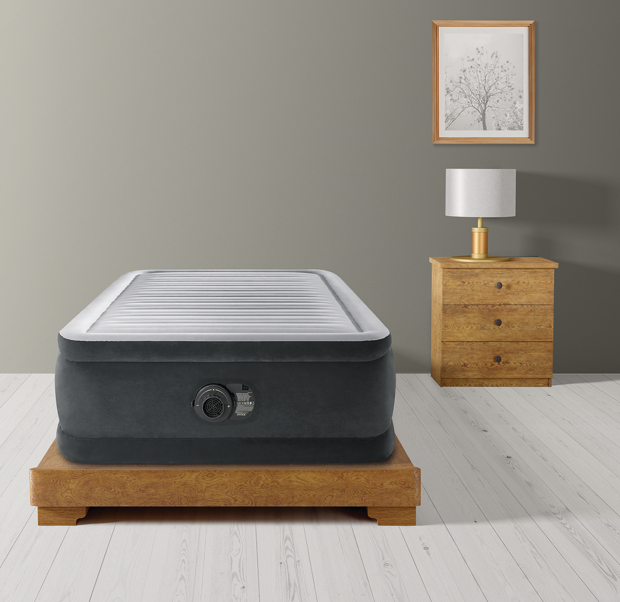 Надувная кровать Intex 64412 Deluxe Comfort-Plush 99х191х46 см, электронасос 220В