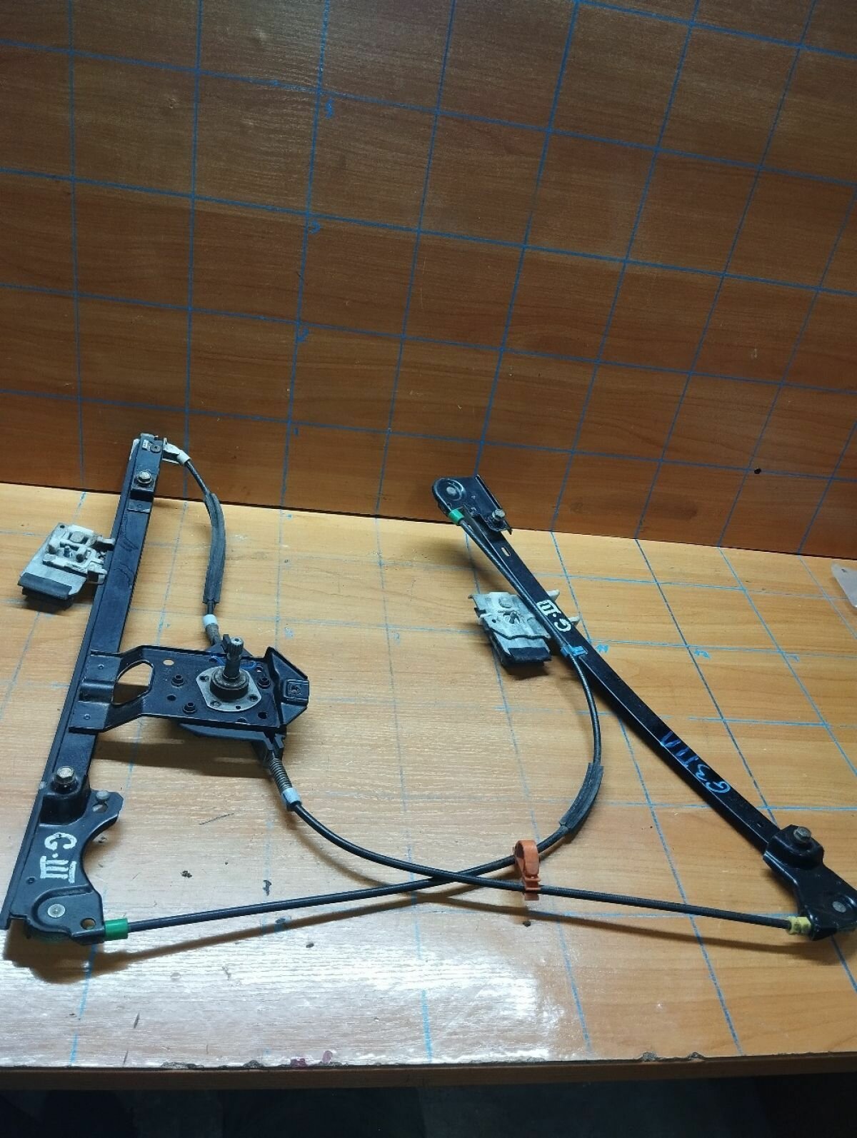 Стеклоподъемник передний левый Фольксваген Гольф 3 Б/У с пробегом