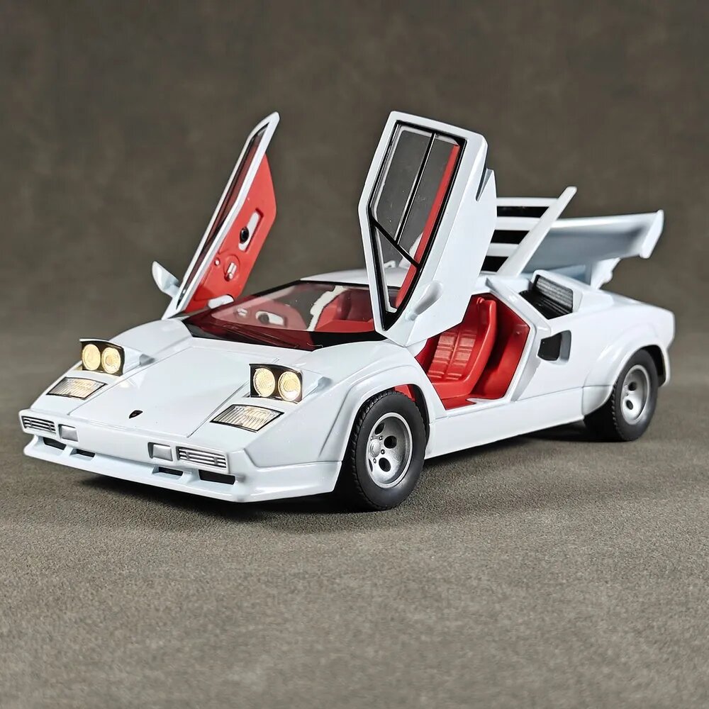 Коллекционирование автомобилей Ламборгини Countach LP5000S, 1:24 Lamborghini Countach LP5000S суперкар, Модель автомобиля из сплава, Со звуковыми и световыми эффектами