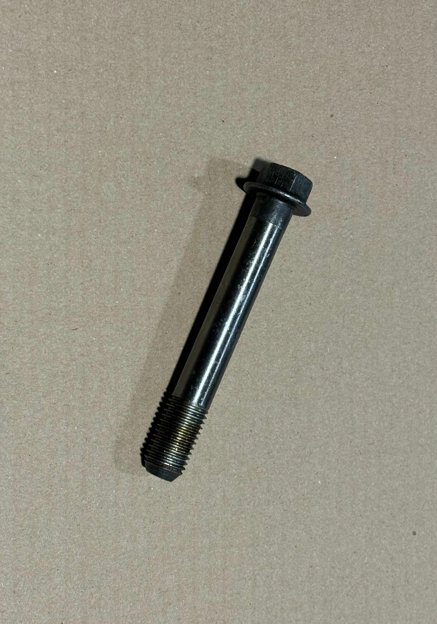 Болт бугеля Д-245