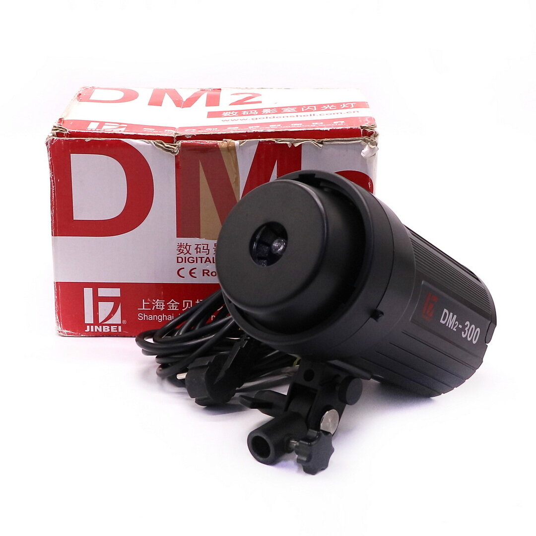 Импульсный свет Jinbei Digital Studio DM2 300 в упаковке