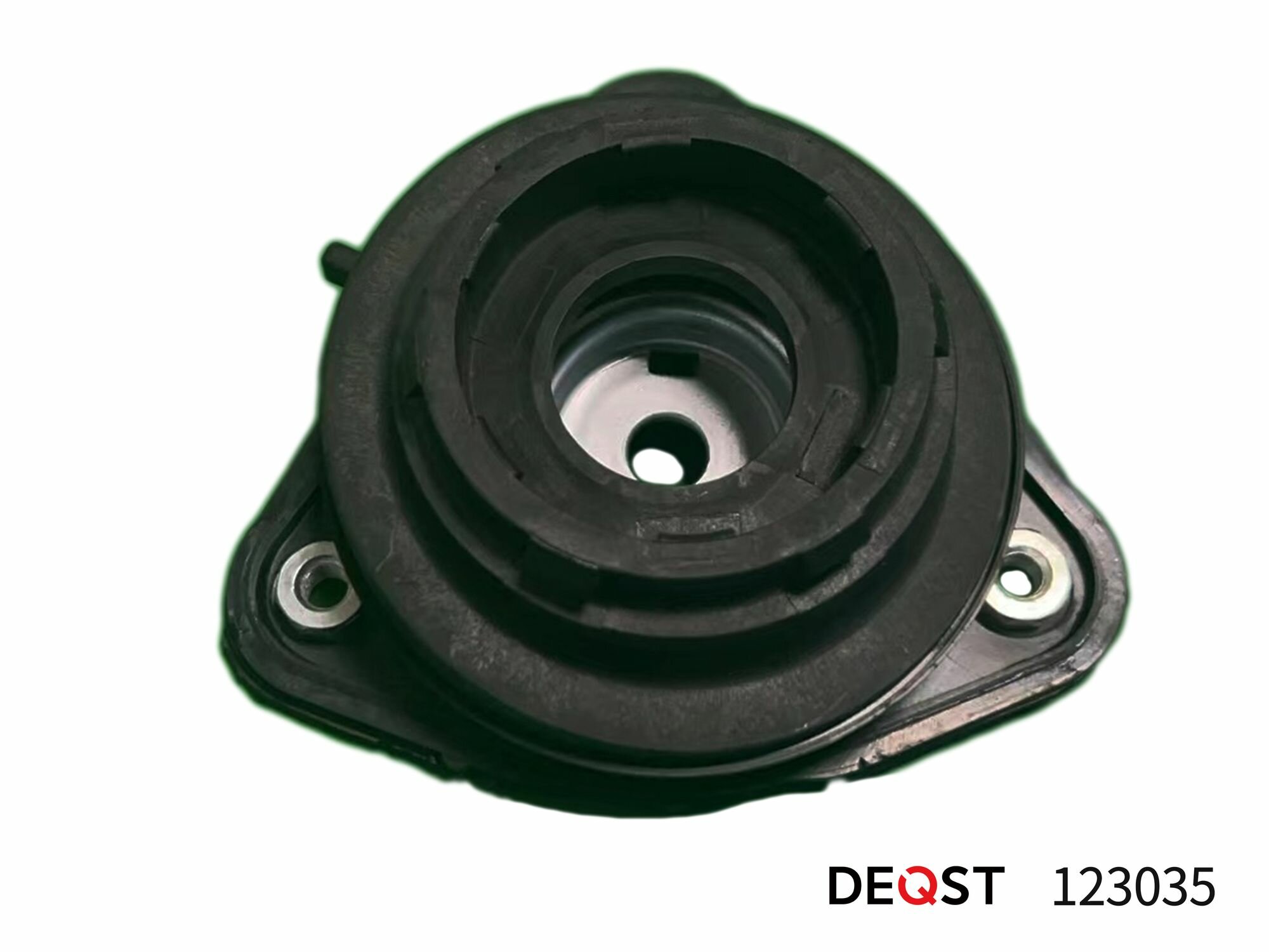 Опора переднего амортизатора L R с подшипником FORD FOCUS II DA 11.04-13 DEQST 123035