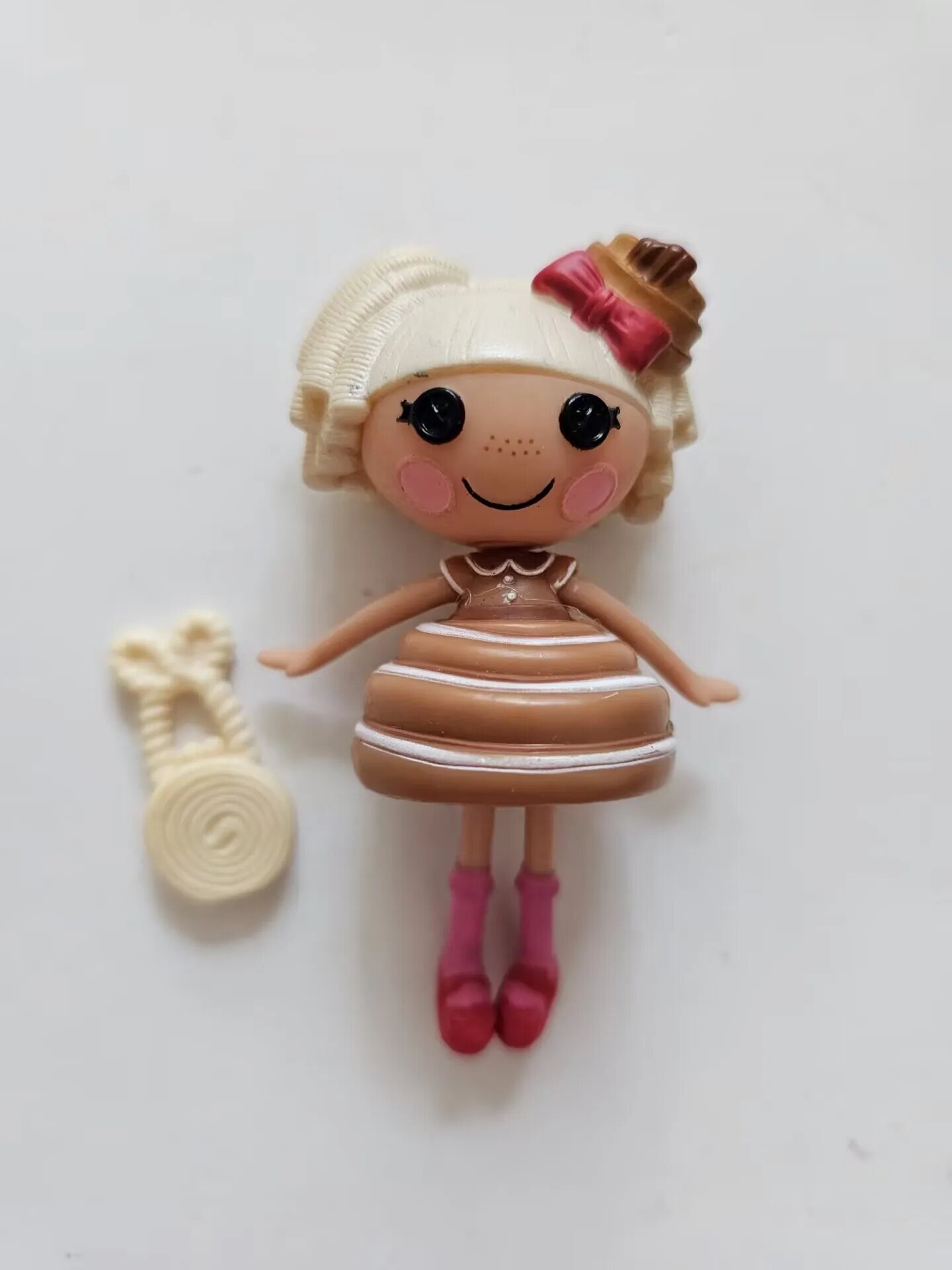 Lalaloopsy кукла из пластика