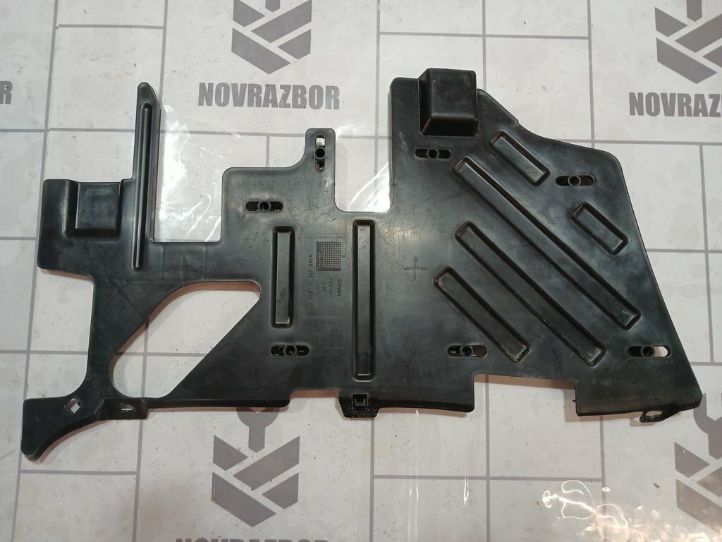 Накладка торпедо VW Golf 4 Bora 97-05