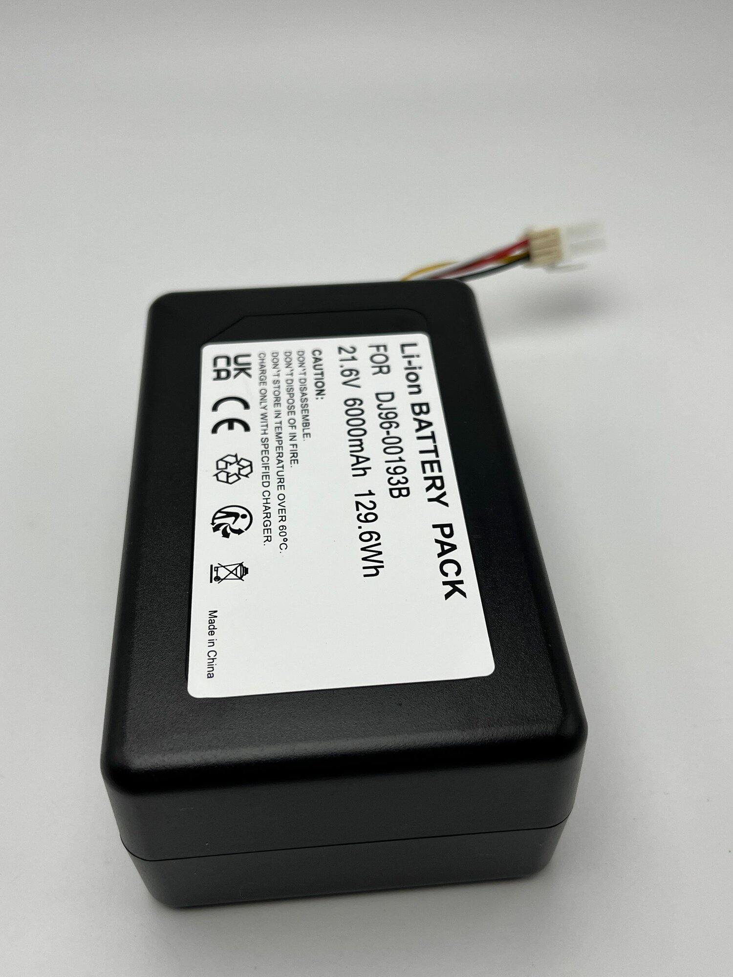 Аккумулятор DJ96-00193B подходит для аккумулятора робота-подметальщика Samsung POWERbot R7040, R1AM7010UW/AA, VR1AM7010U5/AA емкостью 6000 мАч