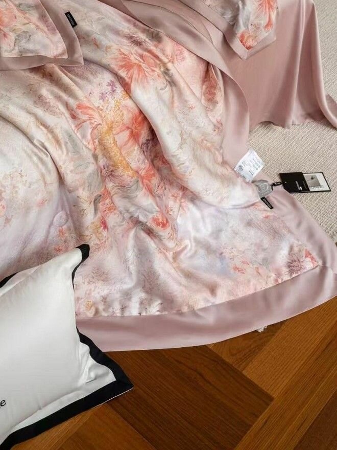 Одеяло LF Lenzing Tencel 200x230, стеганное, итальянская печать, шелковый наполнитель — фото 1