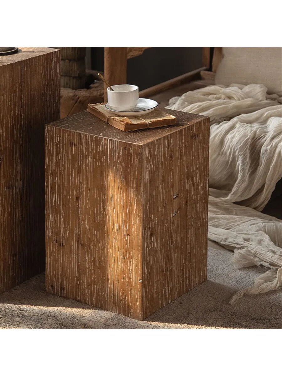 Журнальный столик из бревен