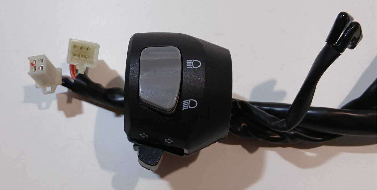 Пульт левый(свет+повороты+сигнал) Мотоцикл Racer PANTHER 250