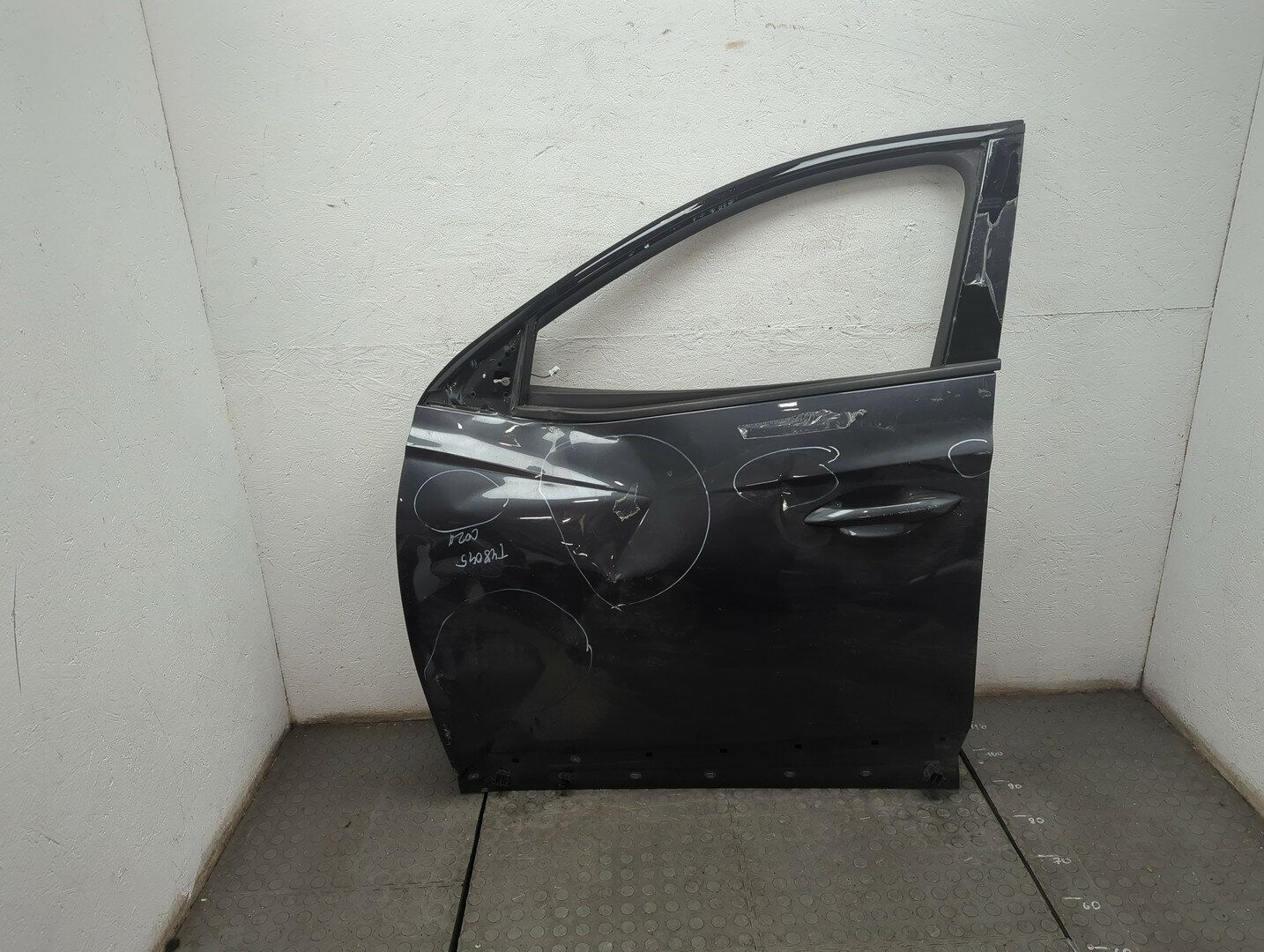 Дверь боковая (легковая) левая передняя Hyundai Tucson 4 Б/У