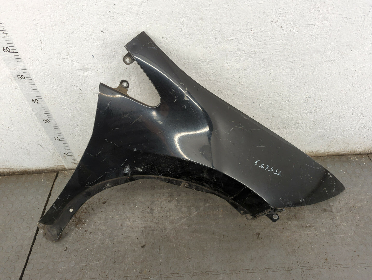 Крыло правое переднее Honda Civic Б/У