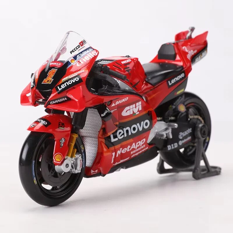 Масто 1:18 Ducati Lenovo Team 2024 MotoGP Francesco Bagnaia #1 & Enea Bastianini #23 1 Francesco Bagnaia