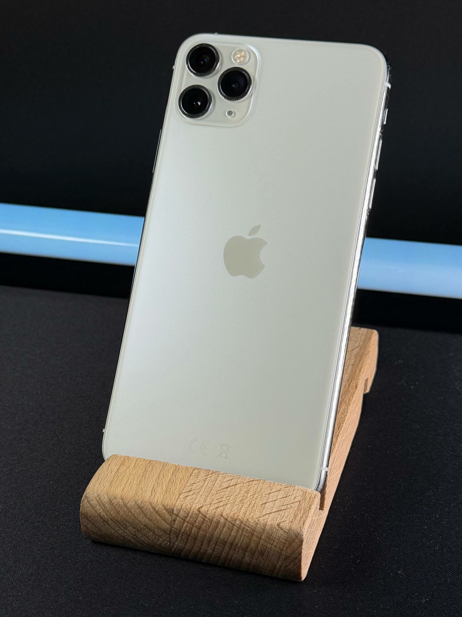 Смартфон Apple iPhone 11 Pro Max, 256gb, Silver, RU, nano SIM + eSIM