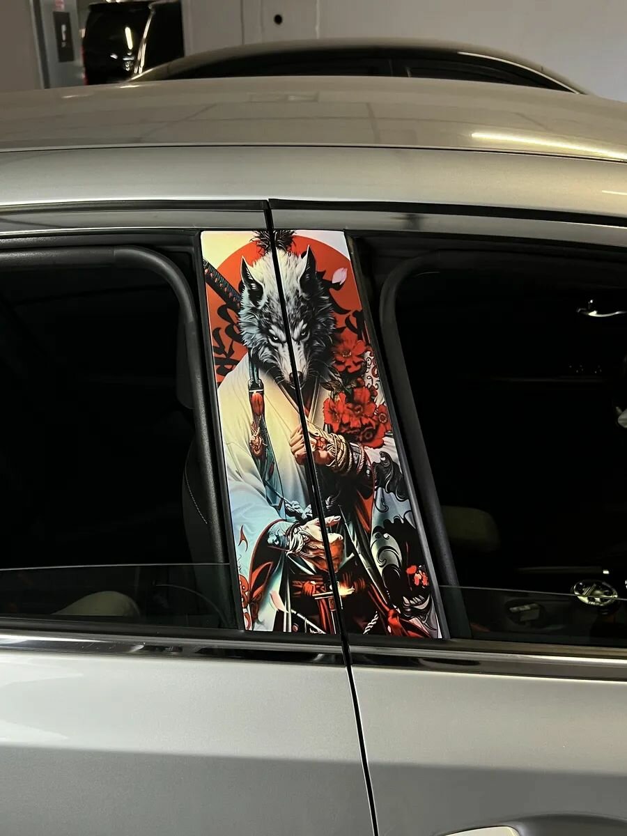 Наклейки на автомобиль / Наклейки на стойки авто