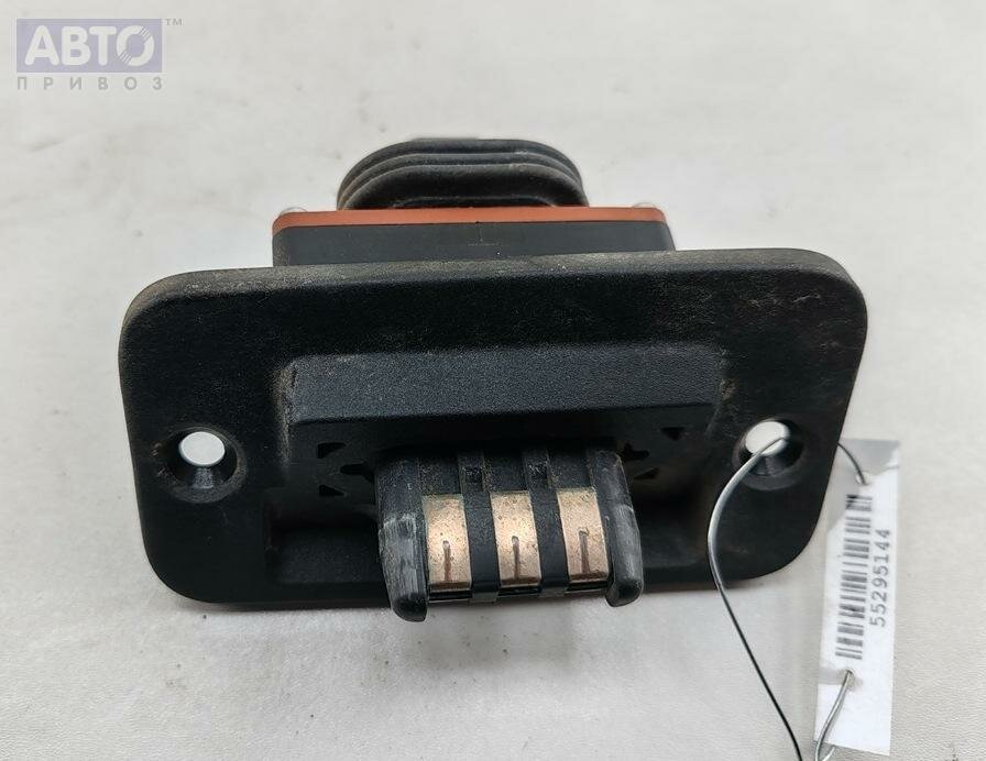 Выключатель концевой (концевик) Volkswagen Caddy (2004-2010)