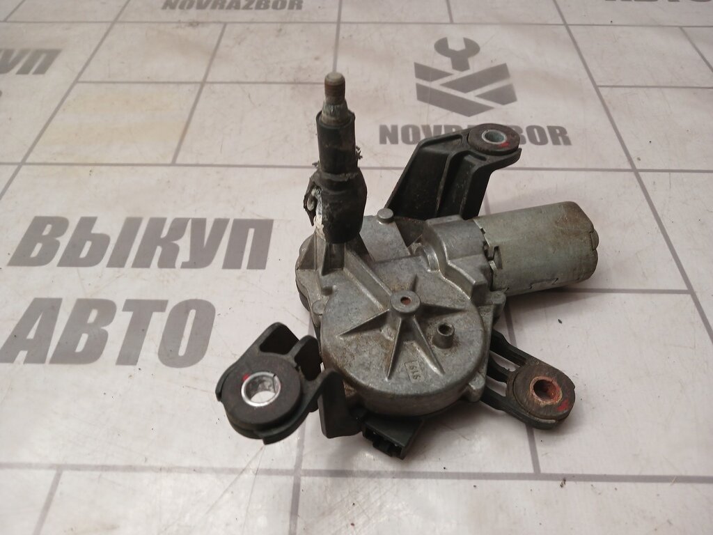 Моторчик стеклоочистителя задний Opel Astra H / Family 2004 >