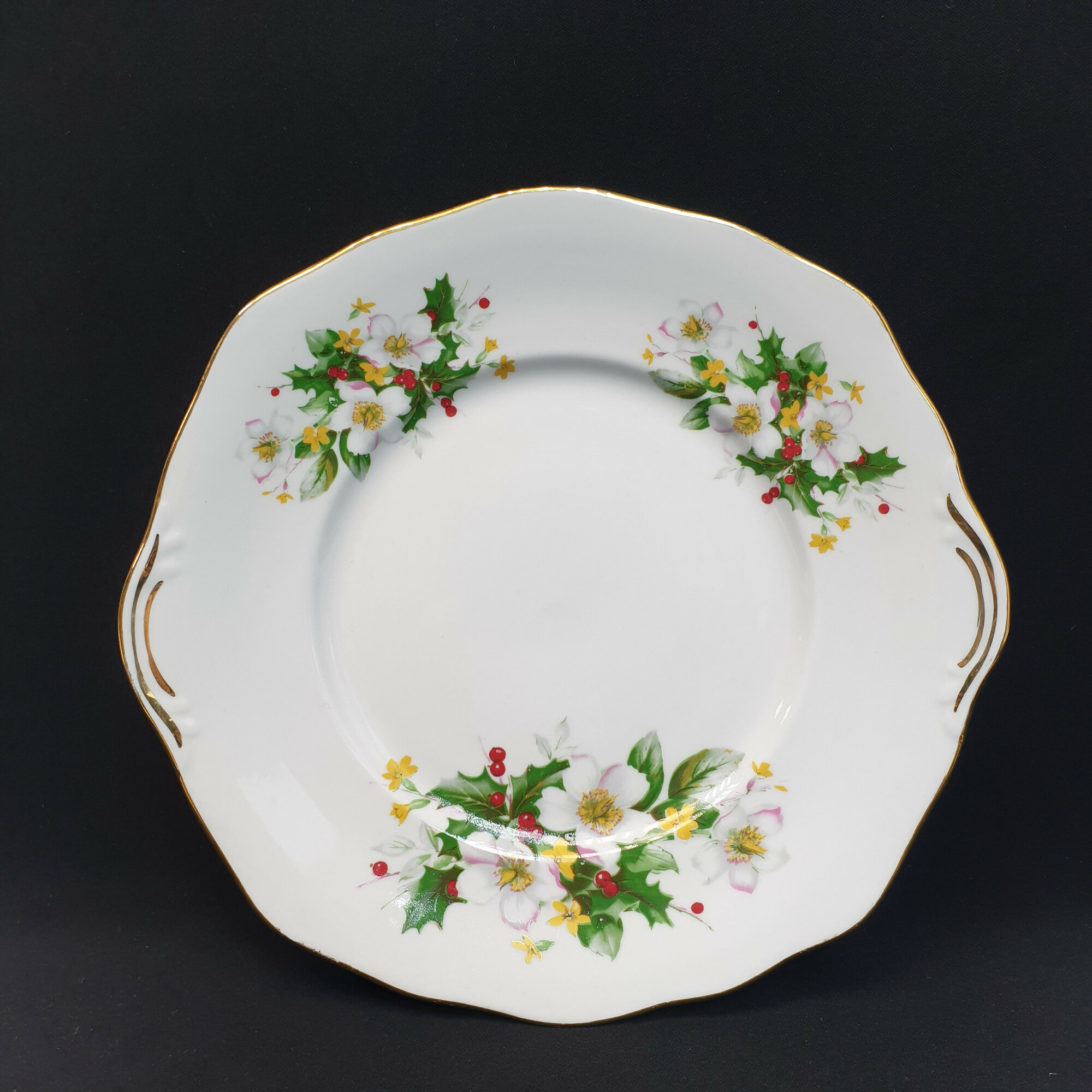 Винтажное блюдо Ягодки 26 см, фарфор Дулево, деколь, позолота, с хранения