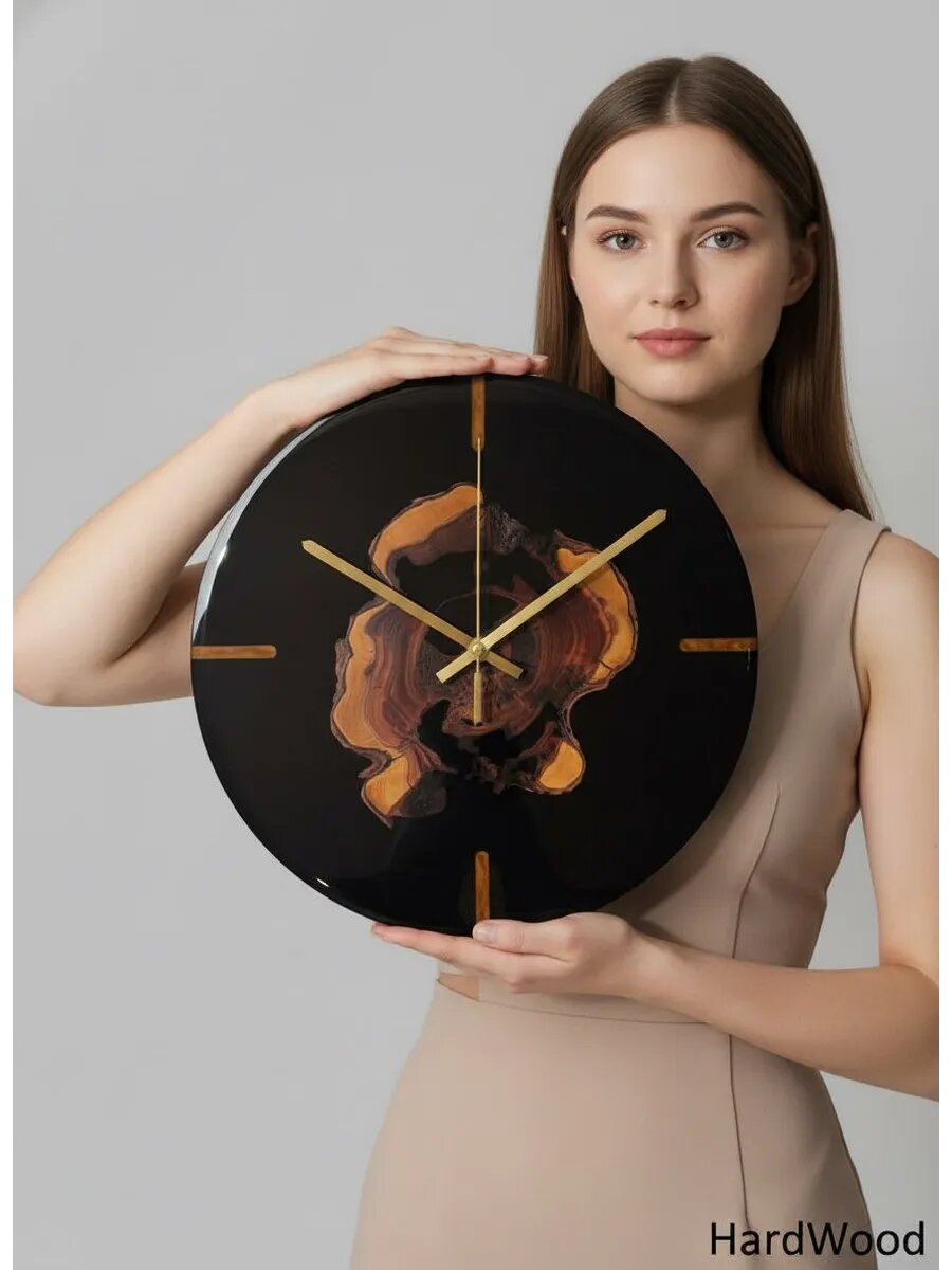 Часы настенные из эпоксидной смолы и дерева