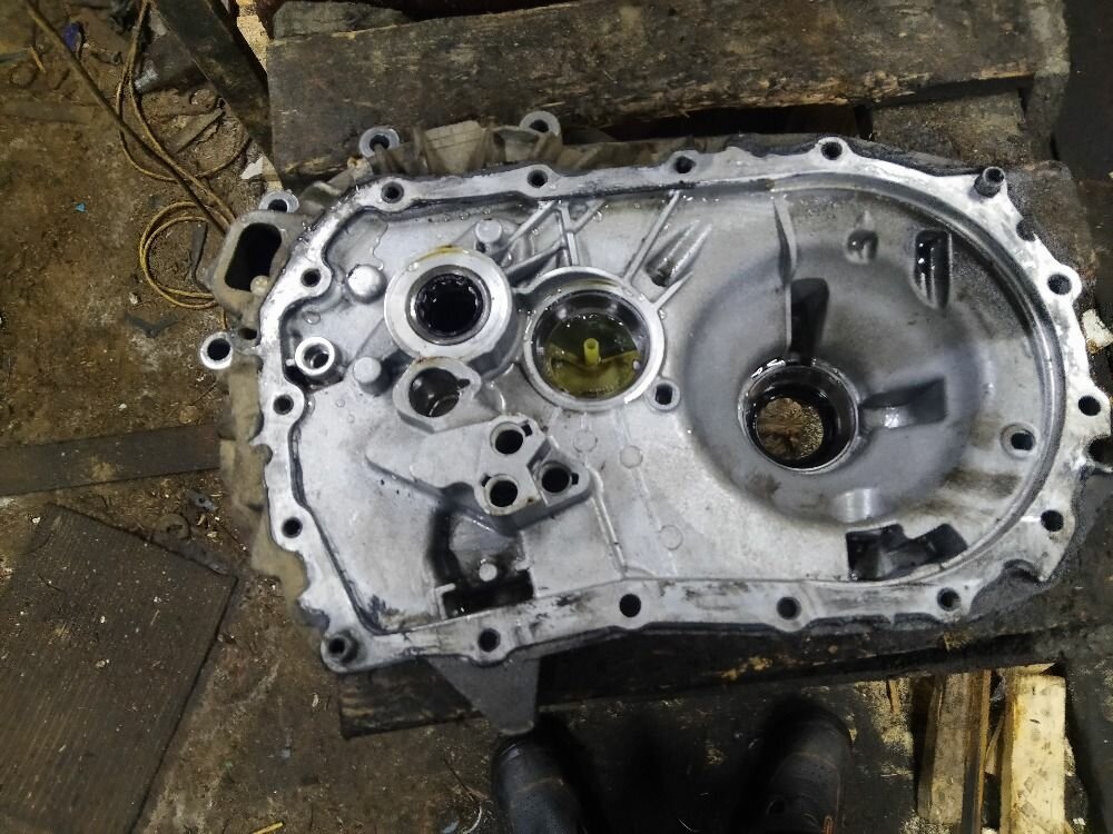 Картер сцепления LADA LARGUS JR5521 8201059415