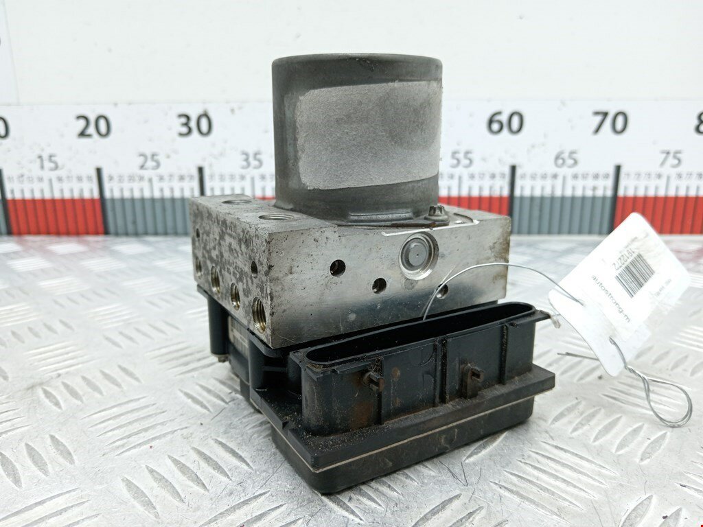 Блок ABS Renault Scenic 2 7701062137 арт. 1912272