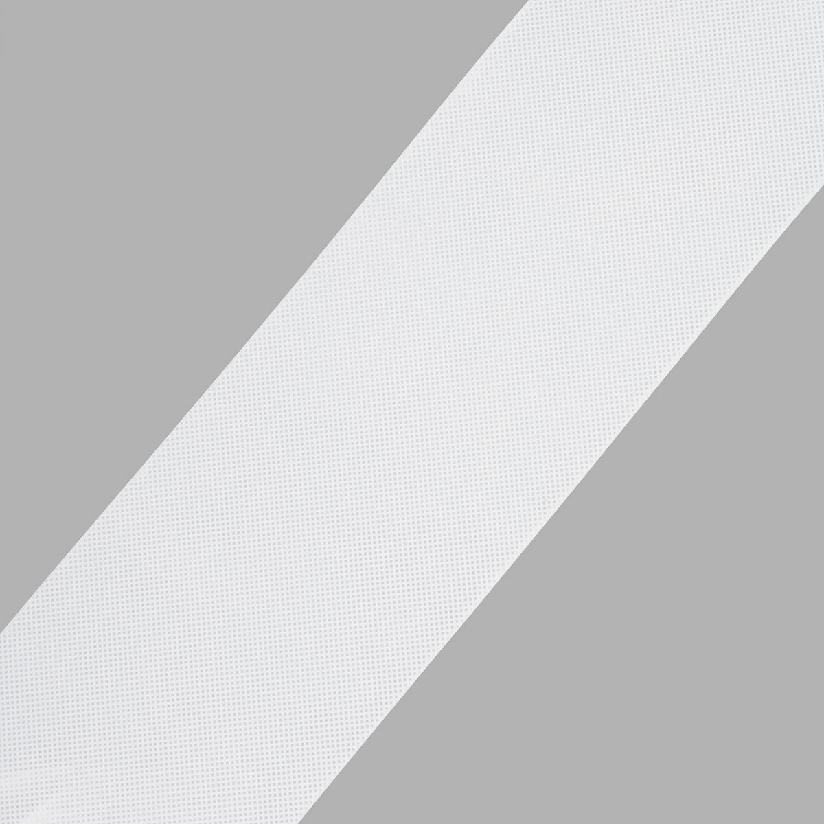 Лента люверсная плотная из полиэфира с клеем остаточной липкости, ширина 10 см, 50 м