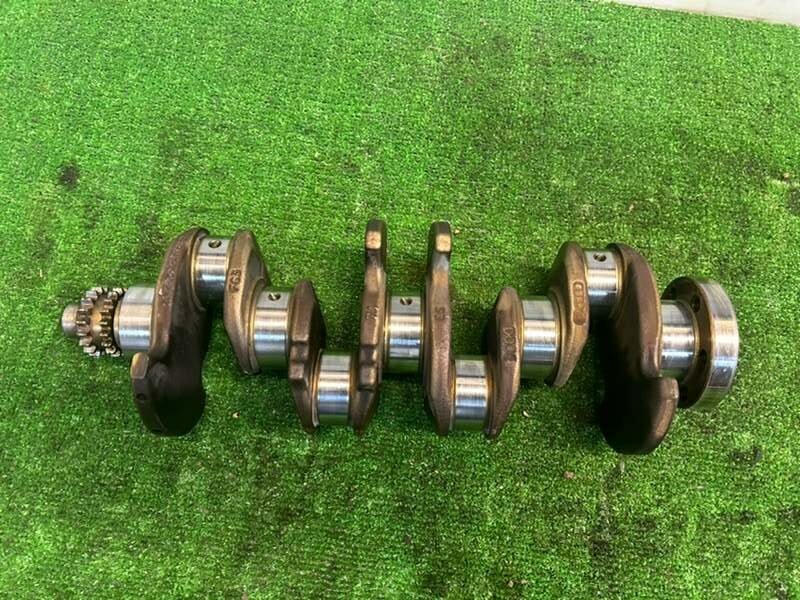 Коленвал Volkswagen Golf 1.4 TSI CAX 03C105101BF