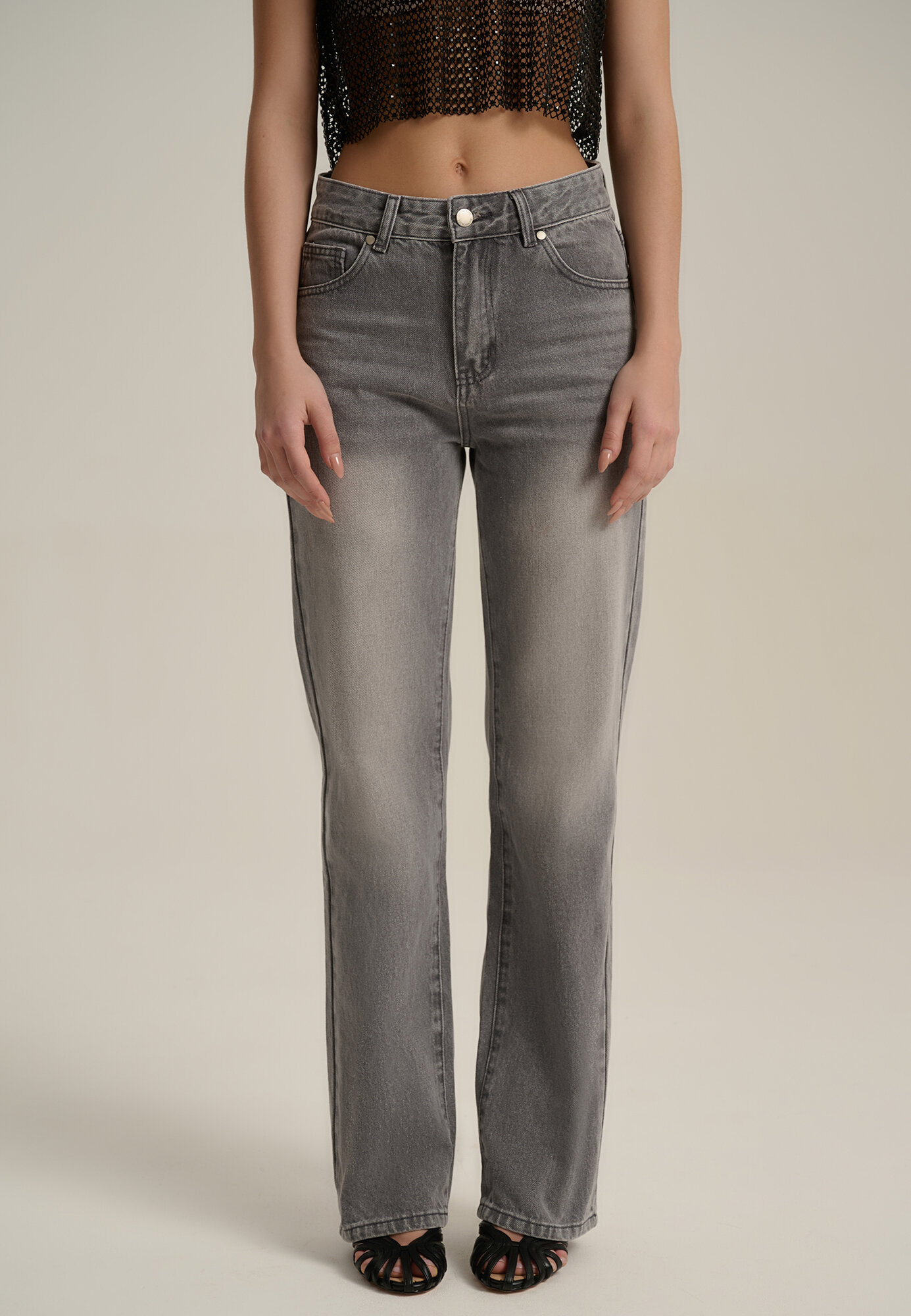 Джинсы трубы 