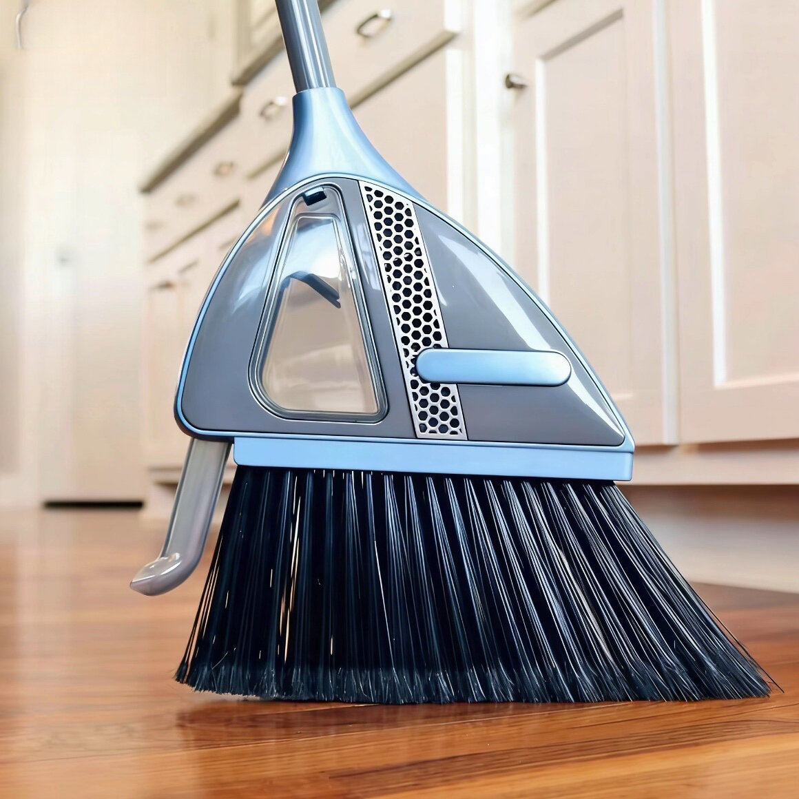 Беспроводной пылесос-щетка 2в1: для уборки пола, удаления пыли и воды