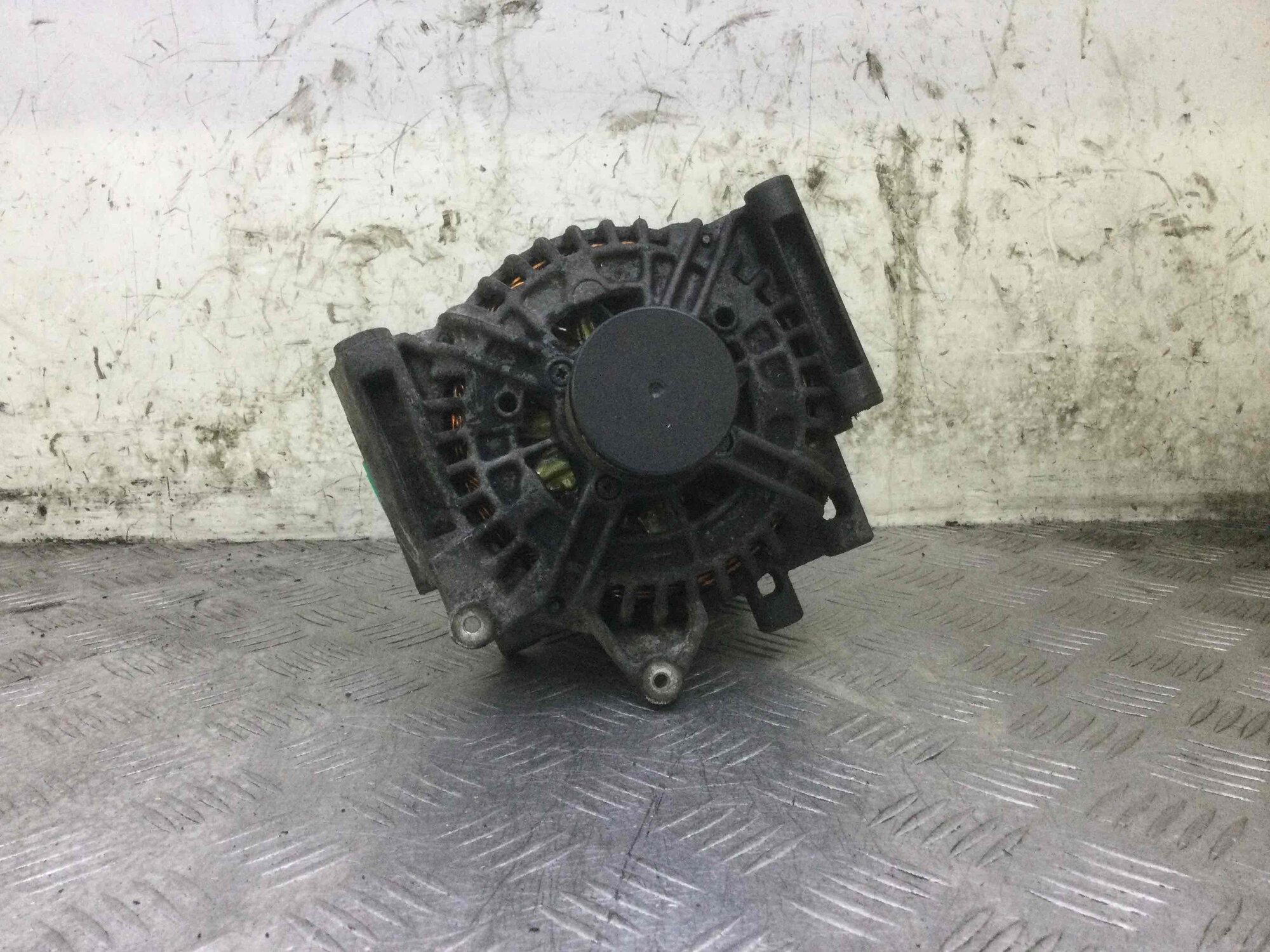 Б/У Генератор Mercedes C-klasse W203/S203/CL203 [рестайлинг] (2004-2007) 2006 г.