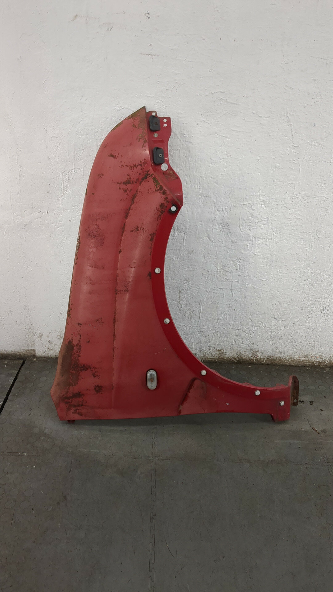 Крыло правое переднее Suzuki Ignis Б/У