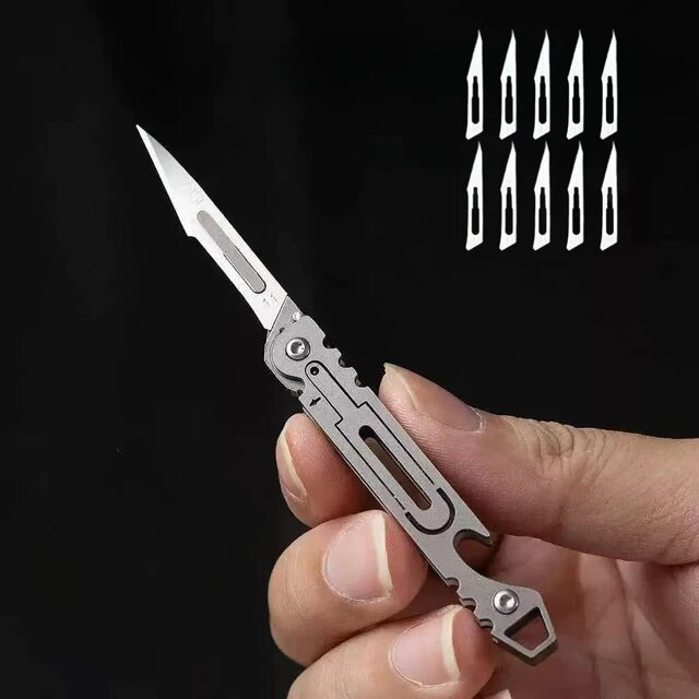 Новый миниатюрный складной скальпель из титанового сплава, портативный нож для повседневного использования в походах и кемпинге, поставляется с 10 лезвиями.