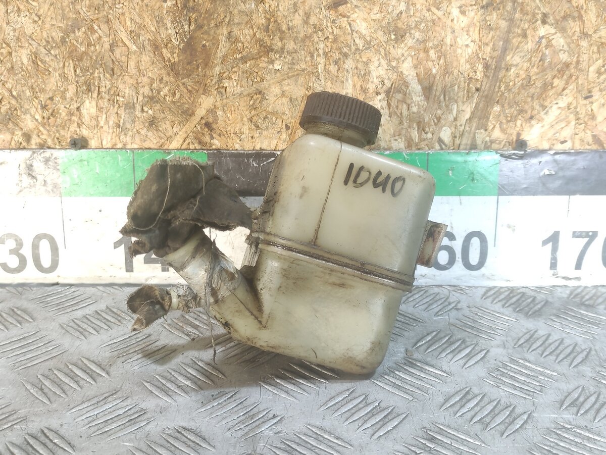 Бачок гидроусилителя MAZDA 323 1994-1998 BC1D32690