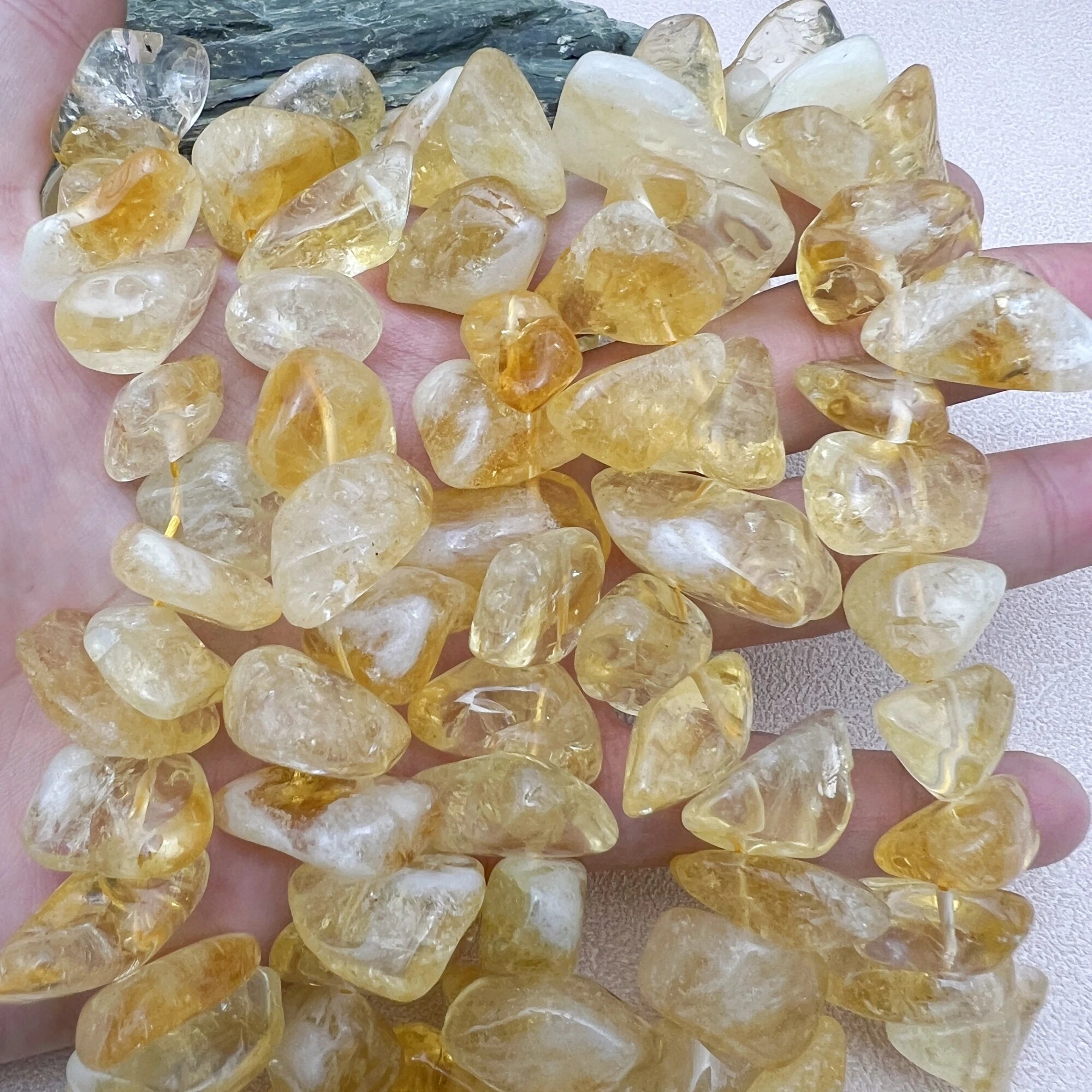 Бусины из натурального цитрина MARUCOL