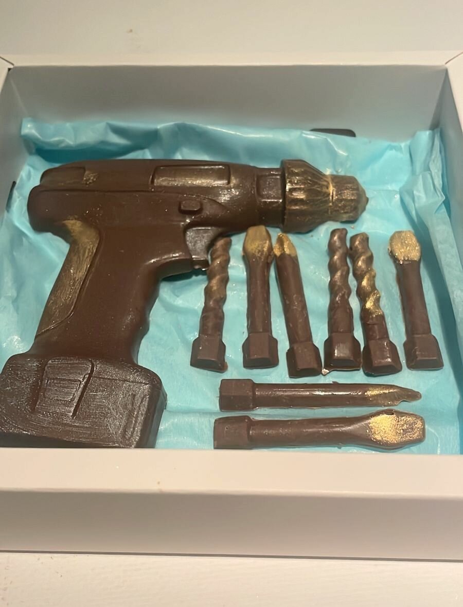 ТД НебыковА Подарок мальчику/мужчине на 23 февраля Шоколадные инструменты набор в коробке, 135 гр