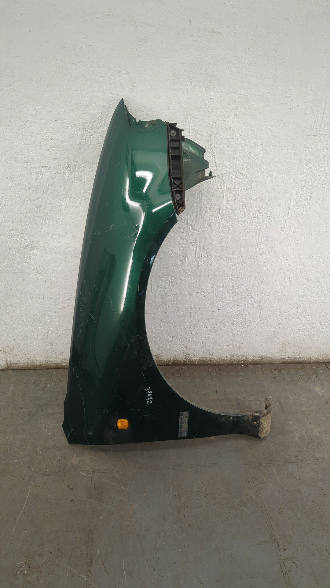 Крыло правое переднее Audi A3 (8L) Б/У