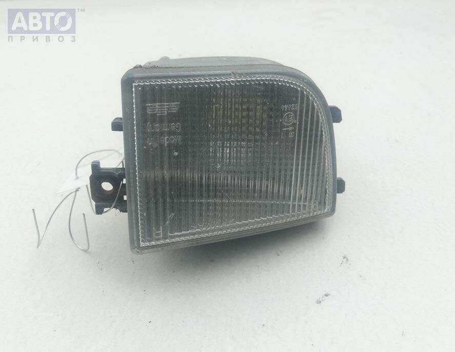 Поворотник (указатель поворота) правый Volkswagen Passat B4