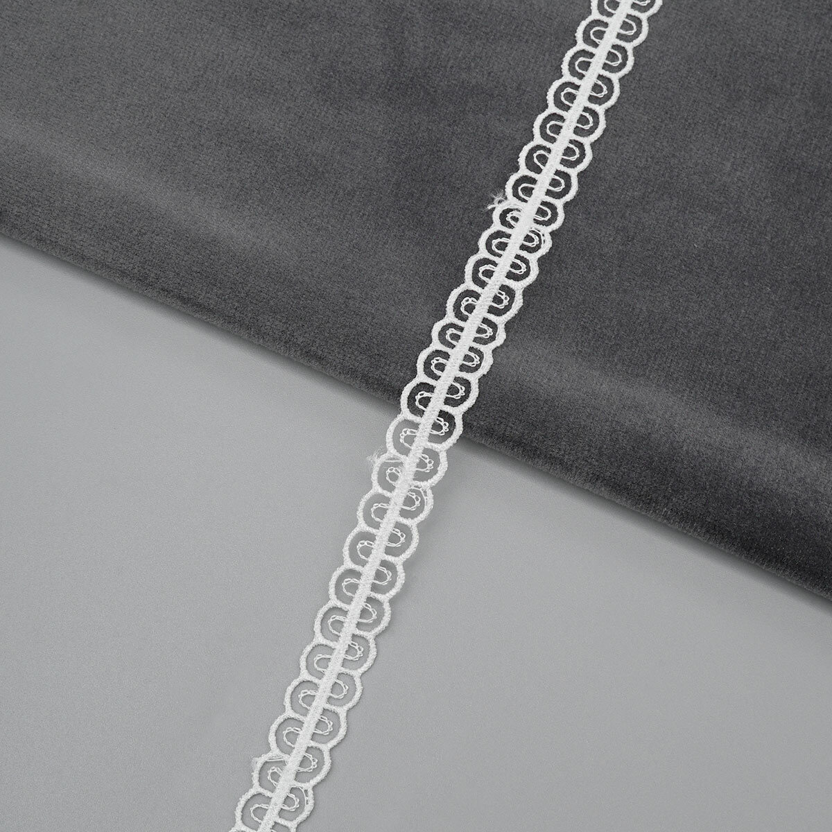 3Al181 Кружево для рукоделия гипюр 0,8см*13,72м (белый), 13.72 м