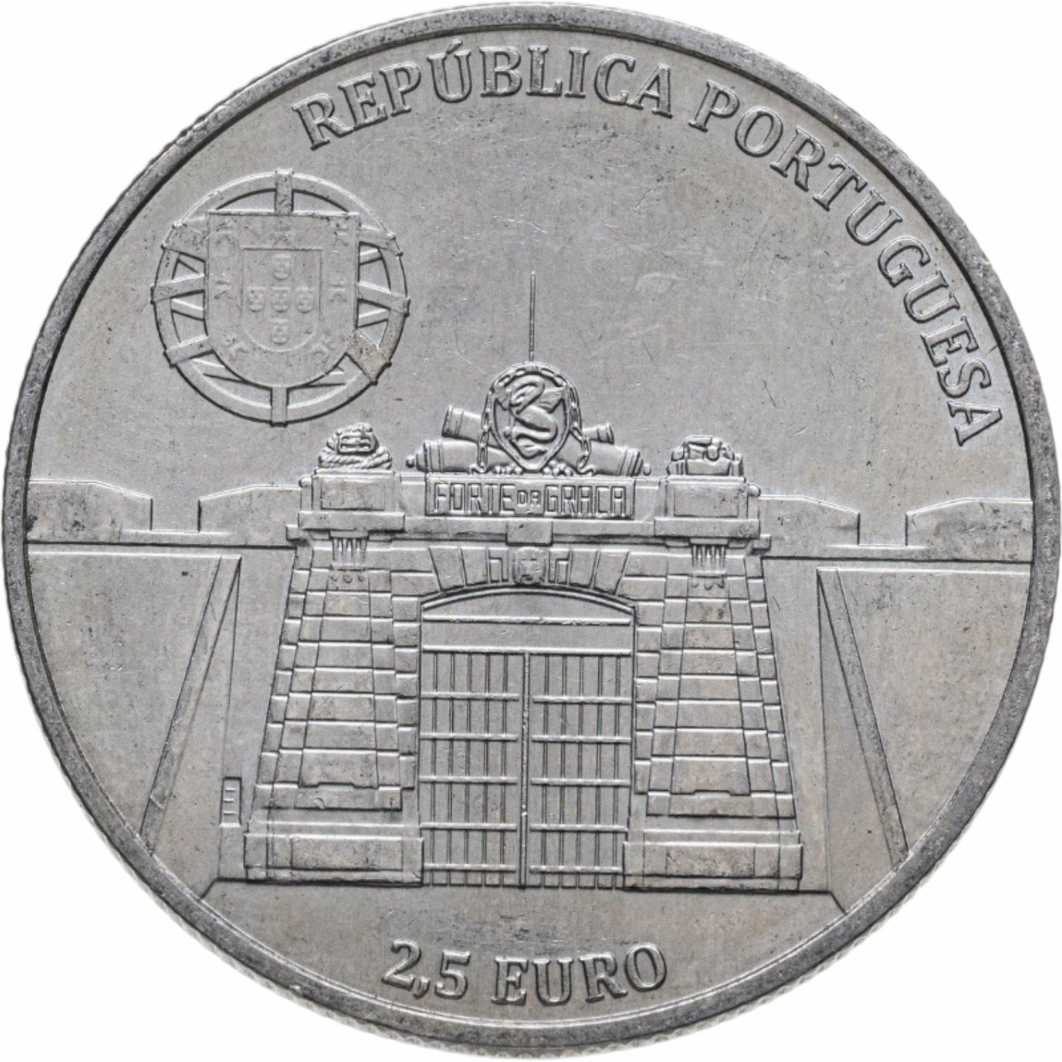 Португалия 2 5 евро euro 2013 Гарнизонный пограничный город Элваш и его укрепления, Мельхиор медь-никель, в сохранности UNC