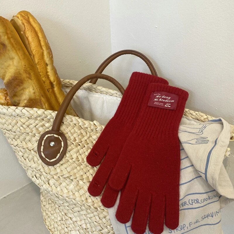 Перчатки для женщин