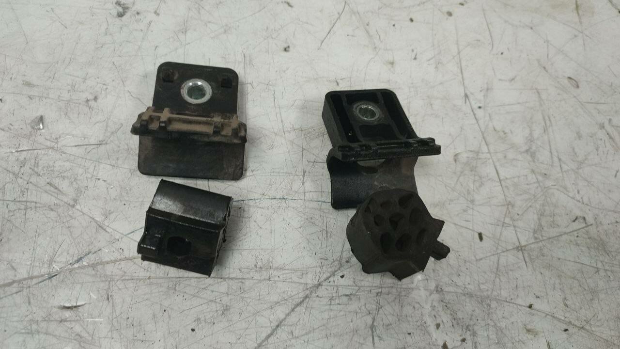 Кронштейн (крепление) радиатора Chevrolet Cruze (2008 - 2012)