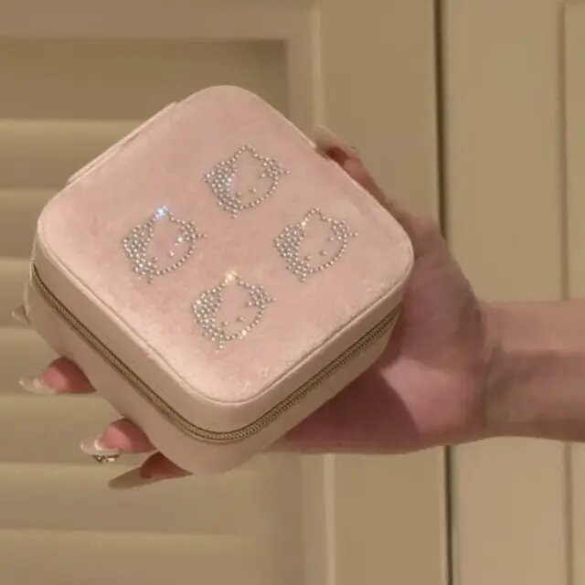 Шкатулка для украшений Hello Kitty, милая бархатная шкатулка для хранения колец со стразами из мультфильма Sanrio, миниатюрная портативная шкатулка для ожерелий в стиле аниме.
